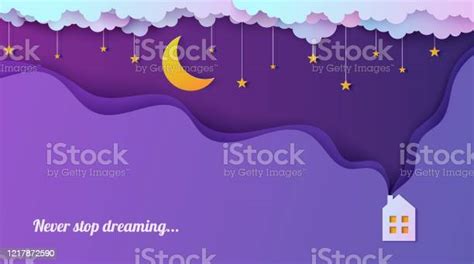 종이 컷 스타일의 밤 하늘 굴뚝에서 연기와 귀여운 집입니다 별과 달 종이 컷 예술 보라색과 파란색 그라데이션 흐린 풍경 3d 배경 종이 접기 구름입니다 벡터 카드입니다 3