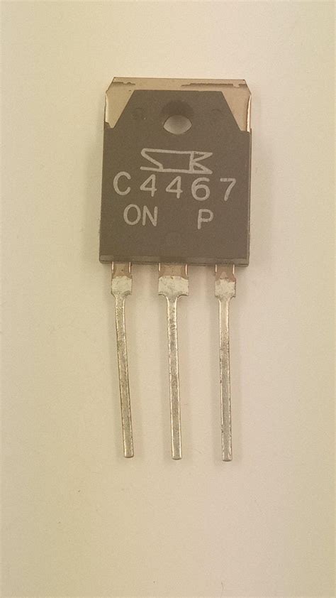 ᐉ Транзистор 2sc4467 2stc4467 Npn 120v16a80w To 3p 30488
