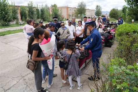 Онцгой байдлын 41 шинэ алба хаагч тангаргаа өргөлөө