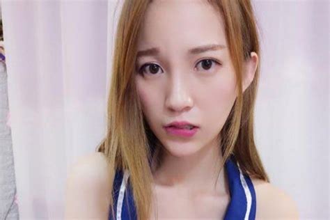 Momo桃桃女王 不知君