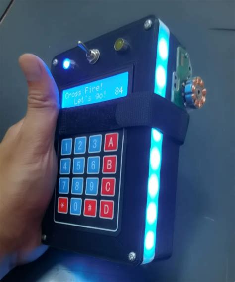 Arduino机器人项目丨穿越火线c4道具 机甲中心