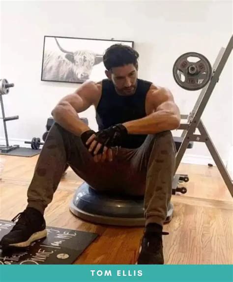 Can Tom Ellis Really Play The Piano As He Did On Lucifer