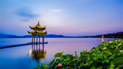 Chinese Pavilion At Xihu West Lake In Hangzhou Zhejiang 5k Uhd