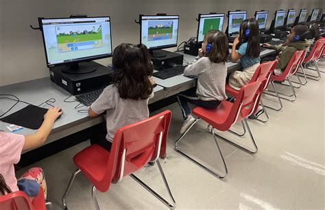 code kingdoms learning to code roblox games and minecraft mods is one of the best ways to