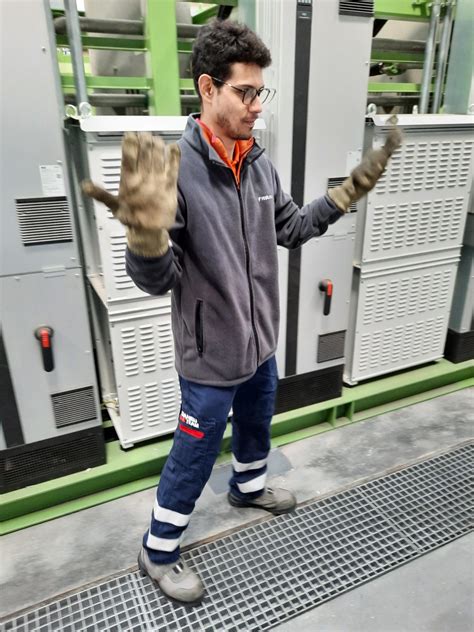 Marco5 Glove Detection Dataset Object Detection Dataset By Danieli Glove Detection 1