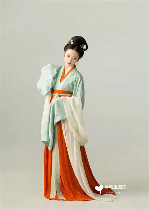 宋代女子服饰素材1 花瓣网