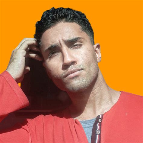 muneeb akhtar medium