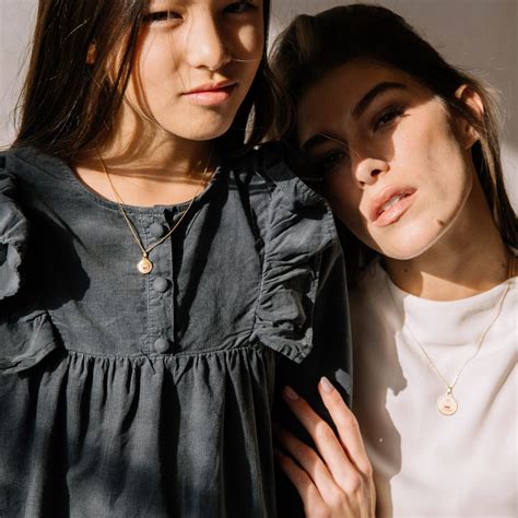 Augis Amour Lessentielle Small Model Medal In Yellow Gold And Diamond