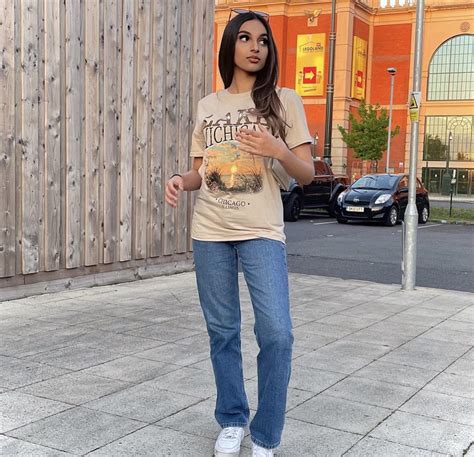 Innocent Hoe Scrolller