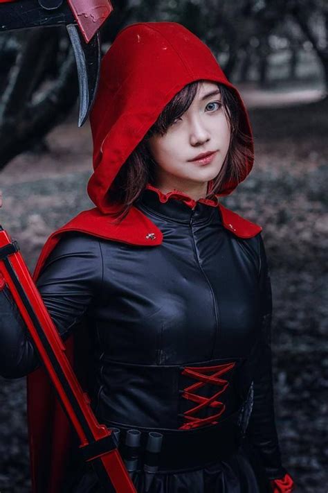 Pin By Foxylin On Ruby Rose Rwby Cosplay By Foxylin Rwby Cosplay Rwby Cosplay