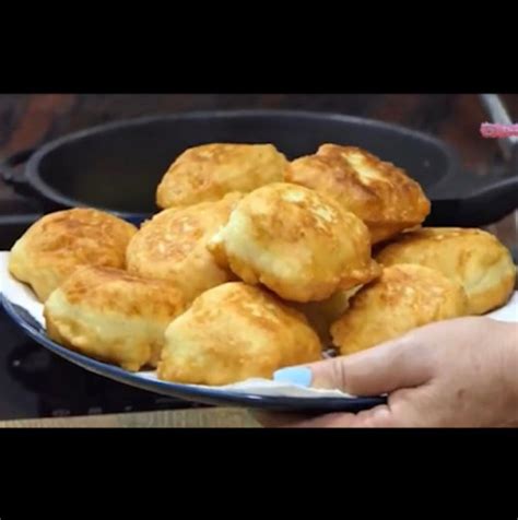 Рецепта за най бързите мекички с кисело мляко Няма по добри и по меки от тези За Жената