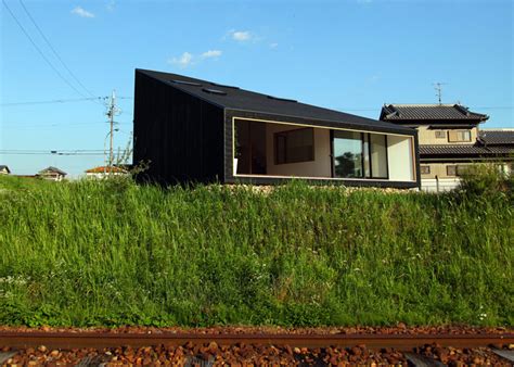 Triangular House In Toyota Aichi By Katsutoshi Sasaki Associates