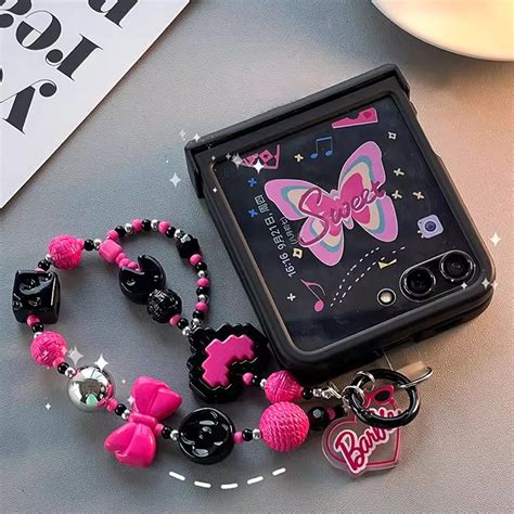 모이닷컴 갤럭시 Z플립6 Z플립5 태그홀더 행온택 비즈 스트랩 힌지보호 풀커버 하드 제트플립 지플립 6 5 4 케이스