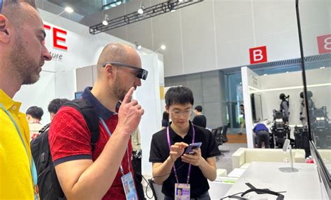 视享科技多款AR眼镜亮相广交会展示AR应用创新场景 艾邦AR VR网