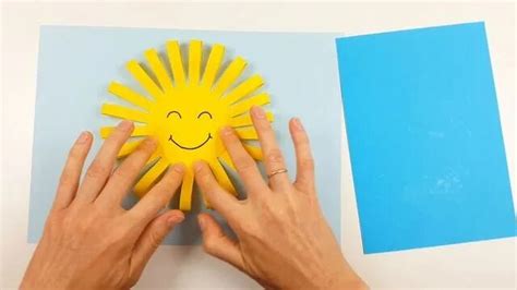Летнее Солнышко Объемная аппликация из цветной бумаги Летние поделки Солнышко из бумаги Paper