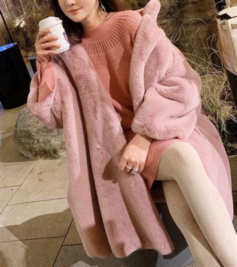 [2컬러] 페이크퍼코트 여성롱코트 여자롱코트 부드러운퍼 퍼코트 밍크퍼코트 엄마선물 어머님선물 인조퍼 롱코트 밍크퍼롱코트 겨울코트 겨울밍크퍼코트 루즈핏 결혼식 상견례 연말모임