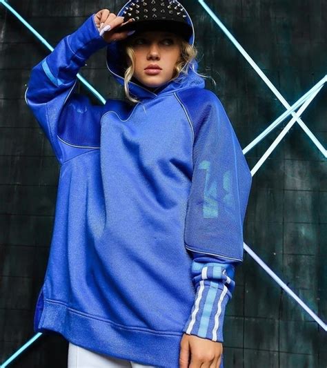 Новая ярко синяя толстовка - худи с глубоким капюшоном премиум бренда ...