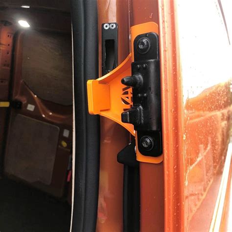 Van Deadlocks Fitted Van Security Mobile Service