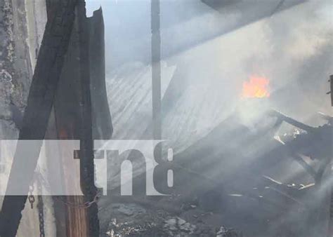 Humilde Vivienda En Estelí Queda En Cenizas Por Voraz Incendio Tn8tv