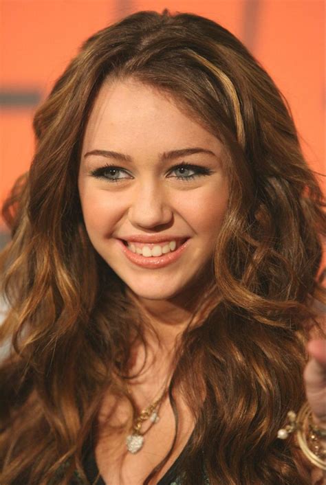 Pin Van Lucie Op Miley ️