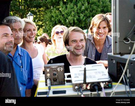 What Happens In Vegas Cameron Diaz Third From Left Director Tom