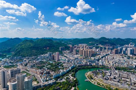 贵州铜仁城市风光蓝天白云航拍摄影图图片 包图网企业站