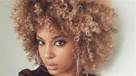 Como Pintar Cabelo Cacheado Colorido Costuma Durar De A Minutos