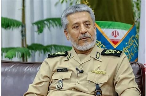 دریادار امیر سیاری به عنوان سرپرست ستادکل نیروهای مسلح منصوب شد