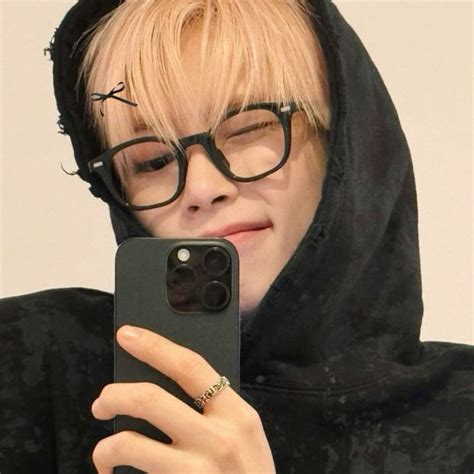 Zerobaseone Hanbin Cute Icon ₊˚ Hanbin Boyfriend Pictures Cute Guys