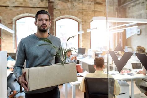 what is quietly quitting 8 reasons why it is a bad idea mondoro