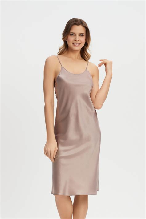 Ночная сорочка шелковая на бретельках Marc And Andre скоро в продаже в интернет магазине