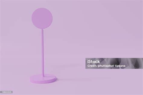 최소한의 장면 사인 보드 및 극 지오메트리 모양 신 옐로우 파스텔 컬러 포디움 핑크 배경 모형 제품 및 화장품 쇼 마케팅 선물 단계 브랜딩 제품 프리젠 테이션 3d 렌더링