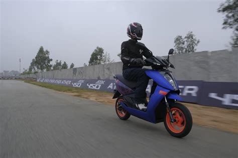 Ather 450 Apex Specifications Dimensions Configurations Features And Boot Space Autocar India