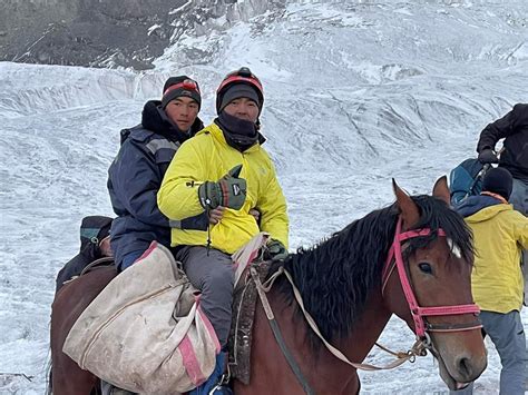 Шуурхай мэдээ Уулчин Х Бумхишигийг найм хоногийн дараа эсэн мэнд буулгалаа Updown Mn
