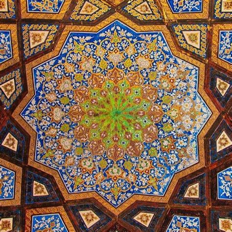 ایرانکاشاناثارتاریخیقدیمیهنرهنرمندتذهیبنقشنگارختاییختایی