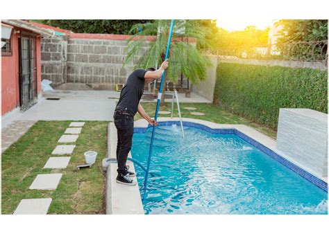 How To Maintain A Swimming Pool At Home