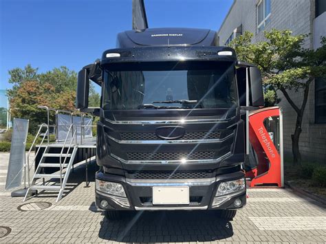 첨단 디스플레이 핵심만 담아 삼성디스플레이 로드쇼 트럭 전격 해부