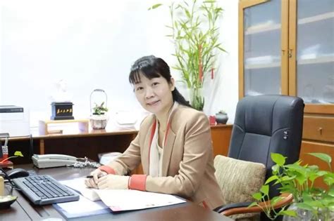 以鐵面柔情換明月清風 ——記中央紀委嘉獎獲得者、湖南省財政廳鄉財管理處處長張明 壹讀