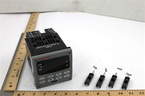 Honeywell Dc3200ce100r100100 Dc3200 Ce 100r 100 10000 E0 0
