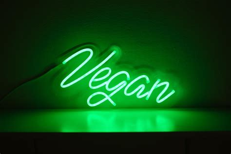 О нас - Неоновые вывески FLIX NEON