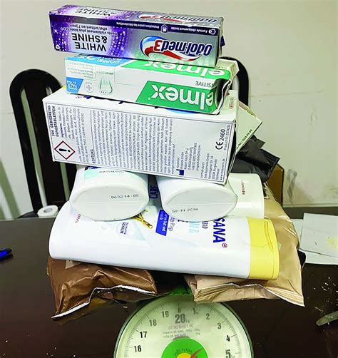 V V N Chuy N H Ng Ch C Kg Ma T Y Ng Y Trang Tinh Vi B B T Gi