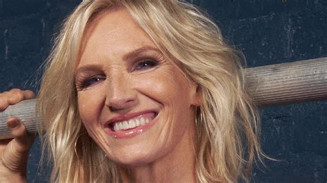 Jo Whiley De A Os Se Desnuda Para Una Sesi N Atrevida Mientras Revela Que Logr Sus