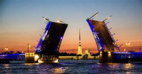 Девушка погибла на свидании из за разведённого моста в Санкт Петербурге