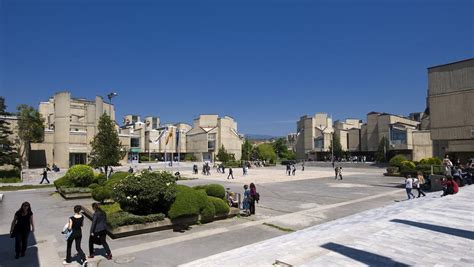 Kiril Metodi Üniversitesi Bayar Hukuk Ve Danismanlik