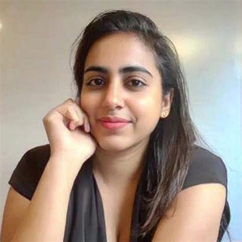 Rashmi Web Development Tutor 20 H