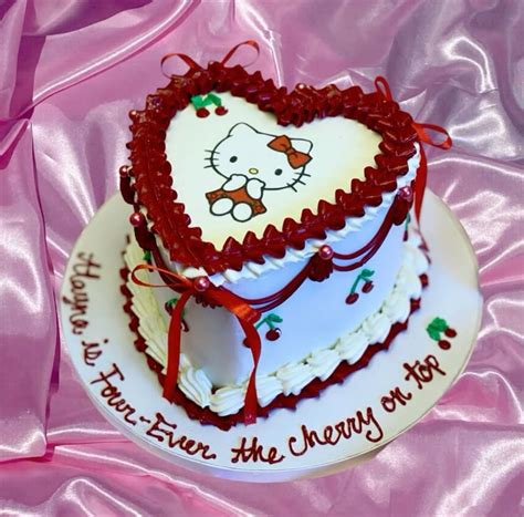 Red And White Hello Kitty Small Heart Cake With Red Ribbion Bow Pastel De Cumpleaños De Hello