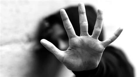 Mumbai Police Arrest Three People Including Mother For Raping 15 Year Old