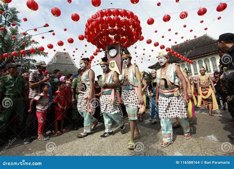 Java Puppet Figure Editorial Stock Image Image Of Bright 116588164