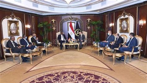 وزير داخلية السودان حريصون على الاستفادة من خبرات مصر في مكافحة
