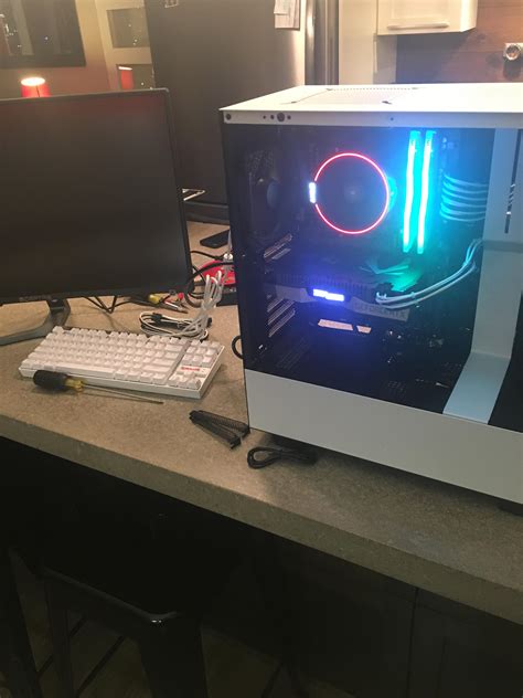 New Build Wont Boot When I Turn It On It Shuts Off And Turns Itself